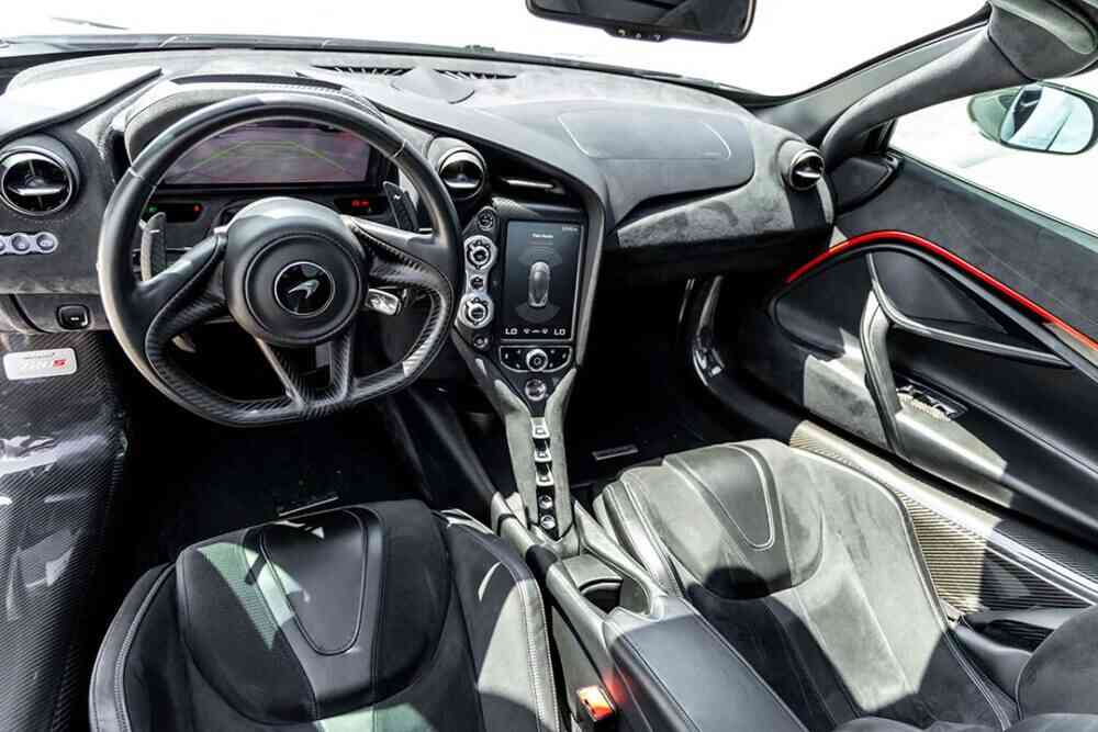 Rent a McLaren 720s - BluStreet Exotic Car Rentals